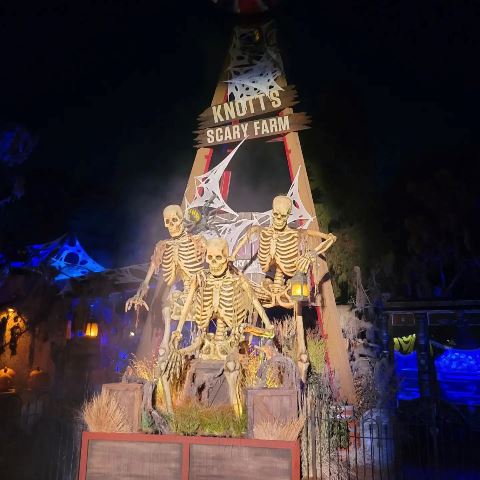 Knott’s Scary Farm Reveals 50th Anniversary Plans - Skewed 'n Reviewed